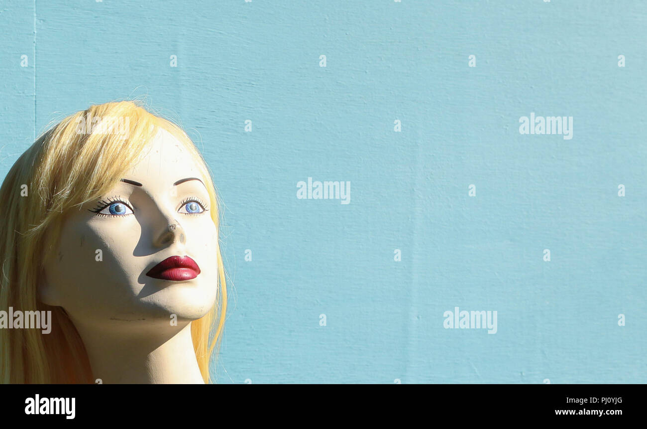 Female mannequin blue hi-res stock photography and images - Alamy