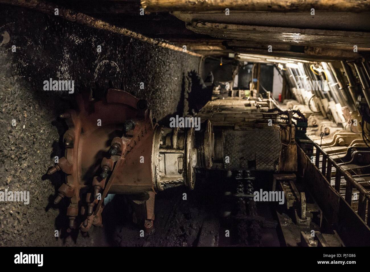 Mine shearer and movable roof supports in underground black coal mine ...