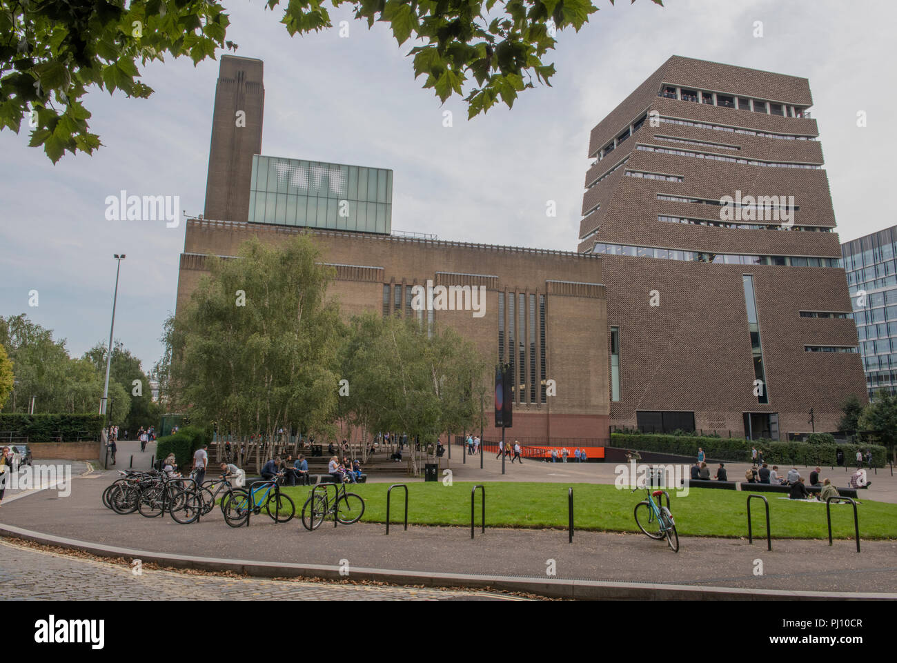 the tate modern art gallery, London, uk Stock Photo - Alamy