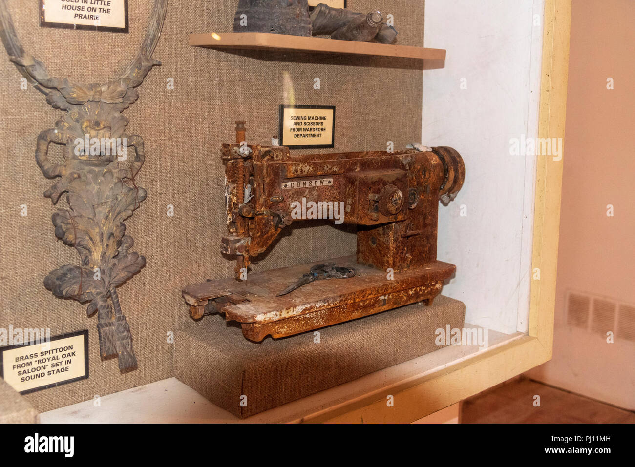 Rusted objects hi-res stock photography and images - Alamy