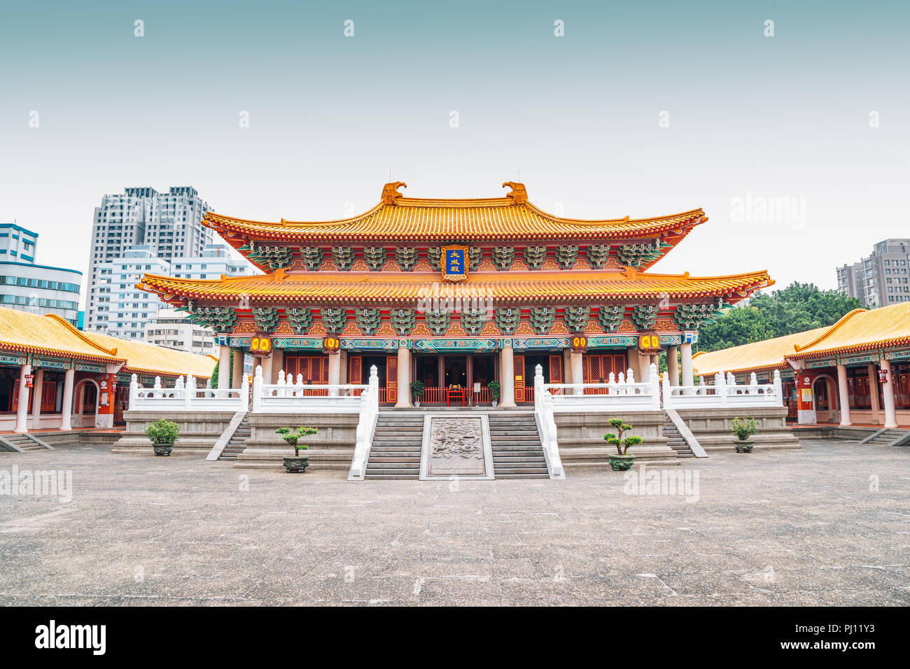 Taichung Confucius Temple in Taichung, Taiwan Stock Photo - Alamy