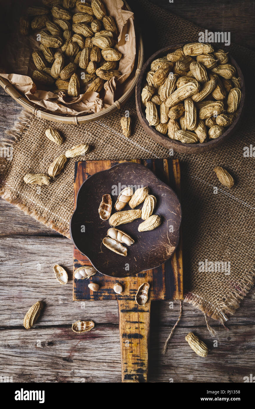 Boiled peanuts hi-res stock photography and images - Alamy