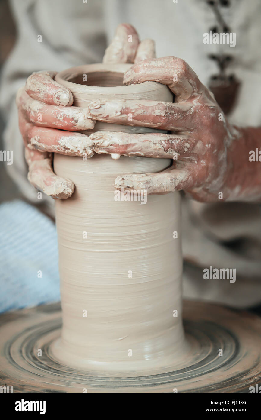 handicraft production of clay products Stock Photo - Alamy