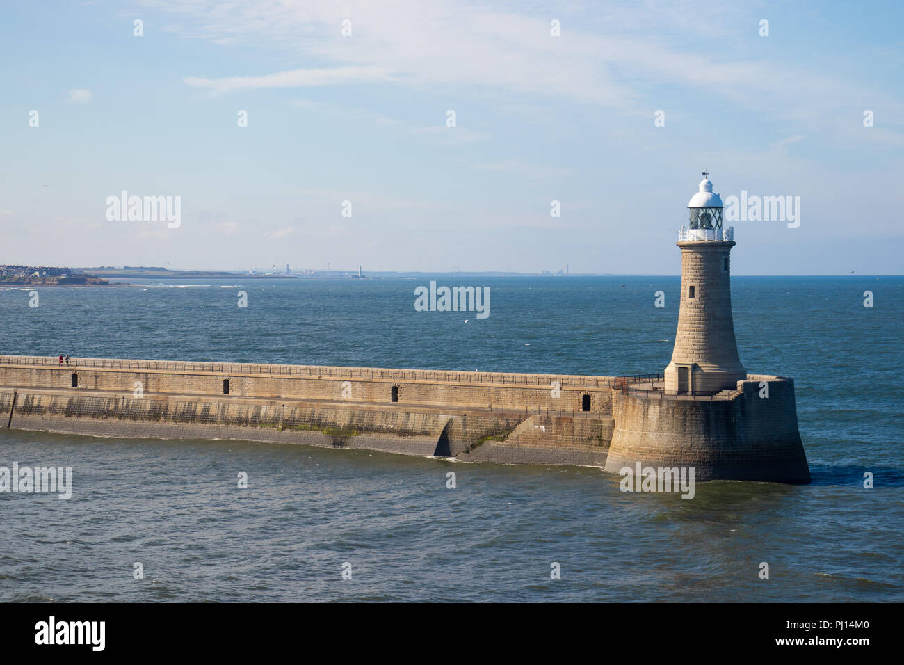 Tynemouth pier hi-res stock photography and images - Alamy