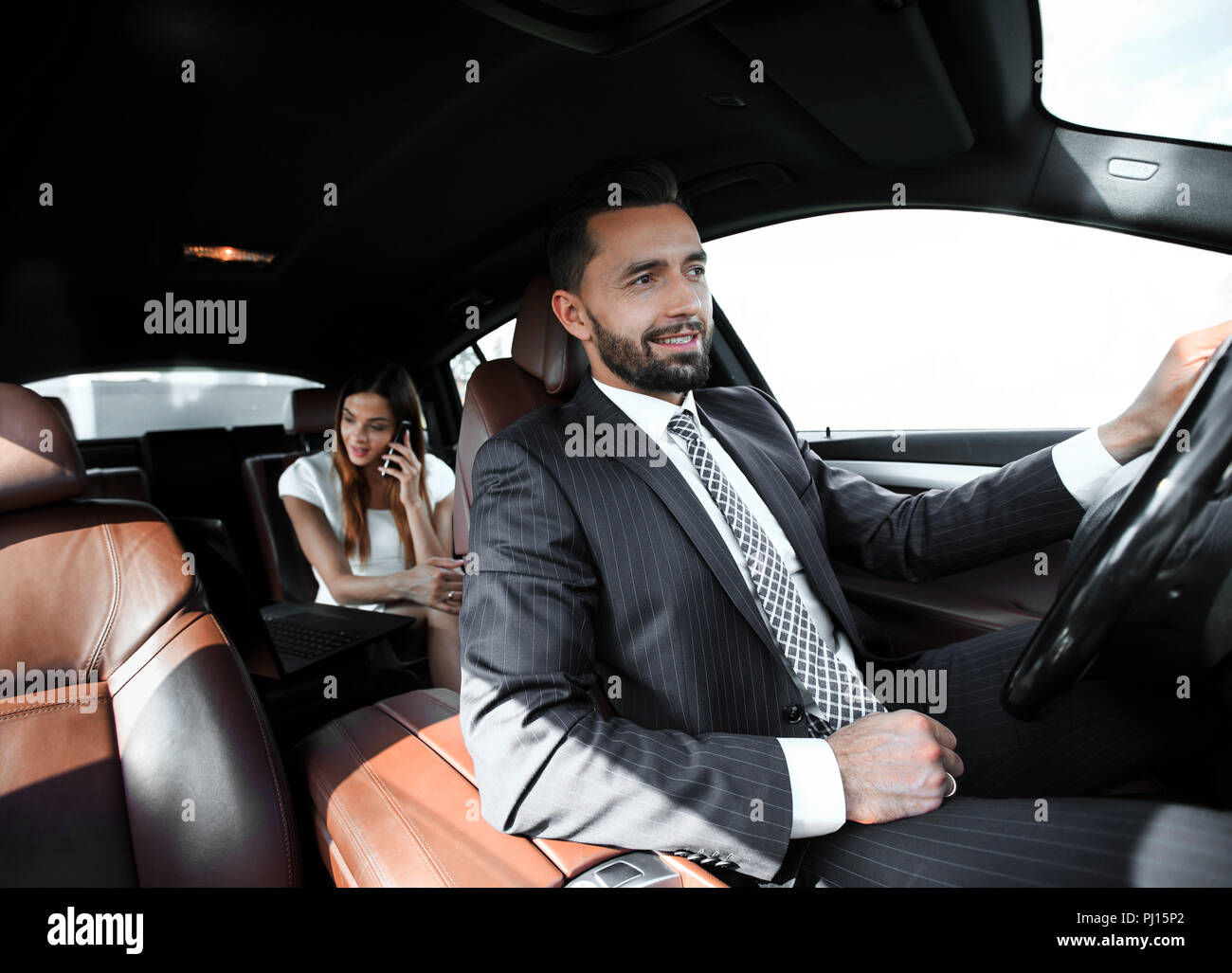 Man and limo hi-res stock photography and images - Alamy