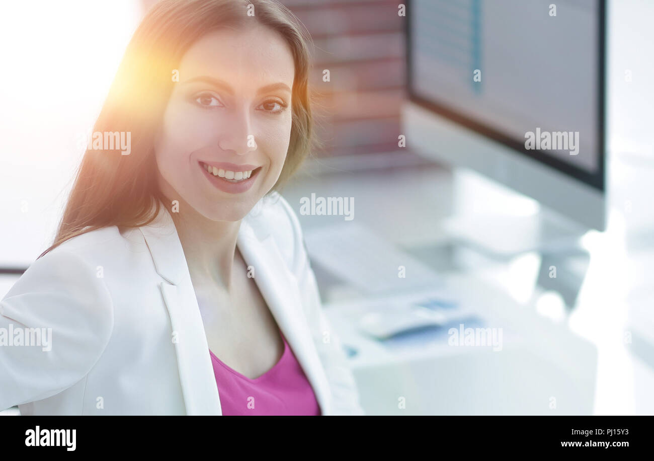 successful business woman smiling customer Stock Photo - Alamy
