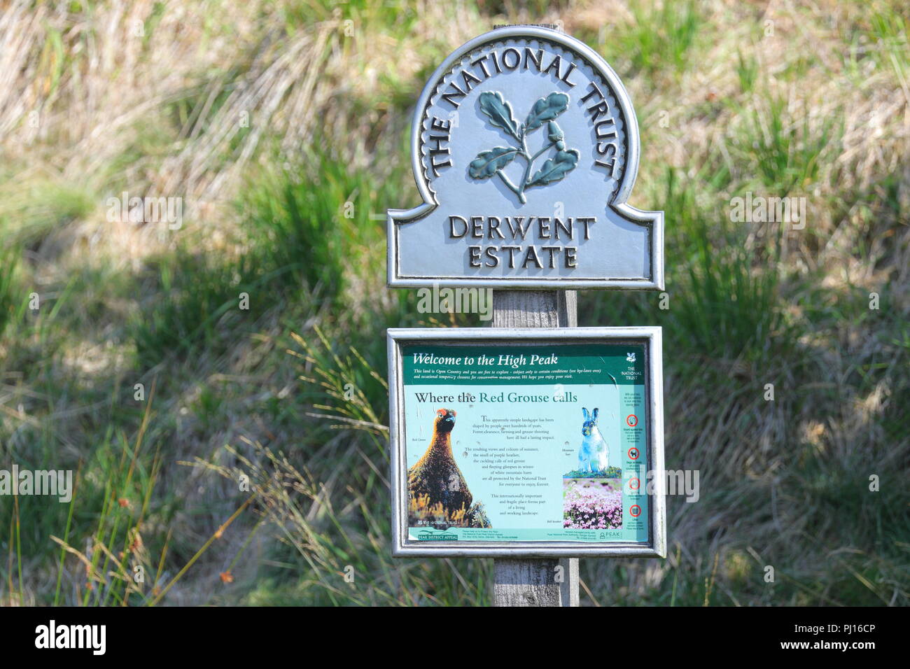 National trust sign post hi-res stock photography and images - Alamy