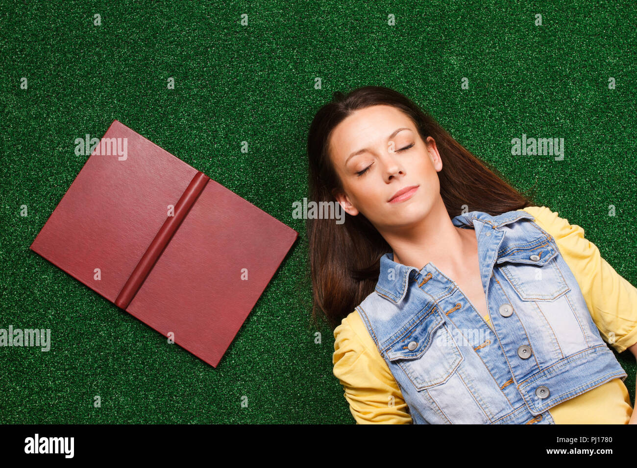 Beautiful woman book sleeping hi-res stock photography and images - Alamy