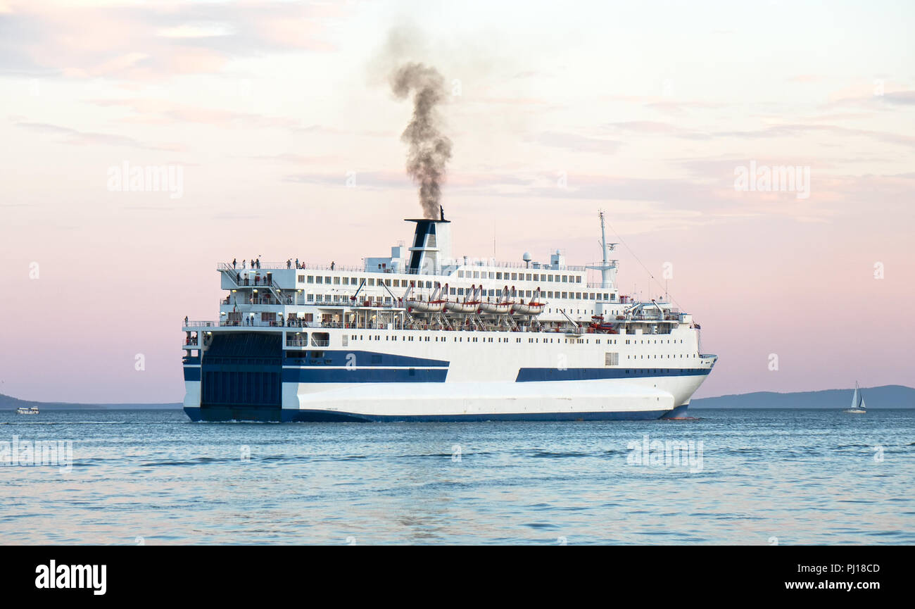 Cruise ship in the open sea Stock Photo - Alamy