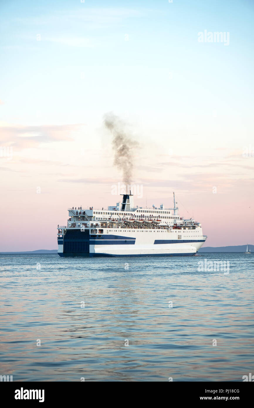 Cruise ship in the open sea Stock Photo - Alamy