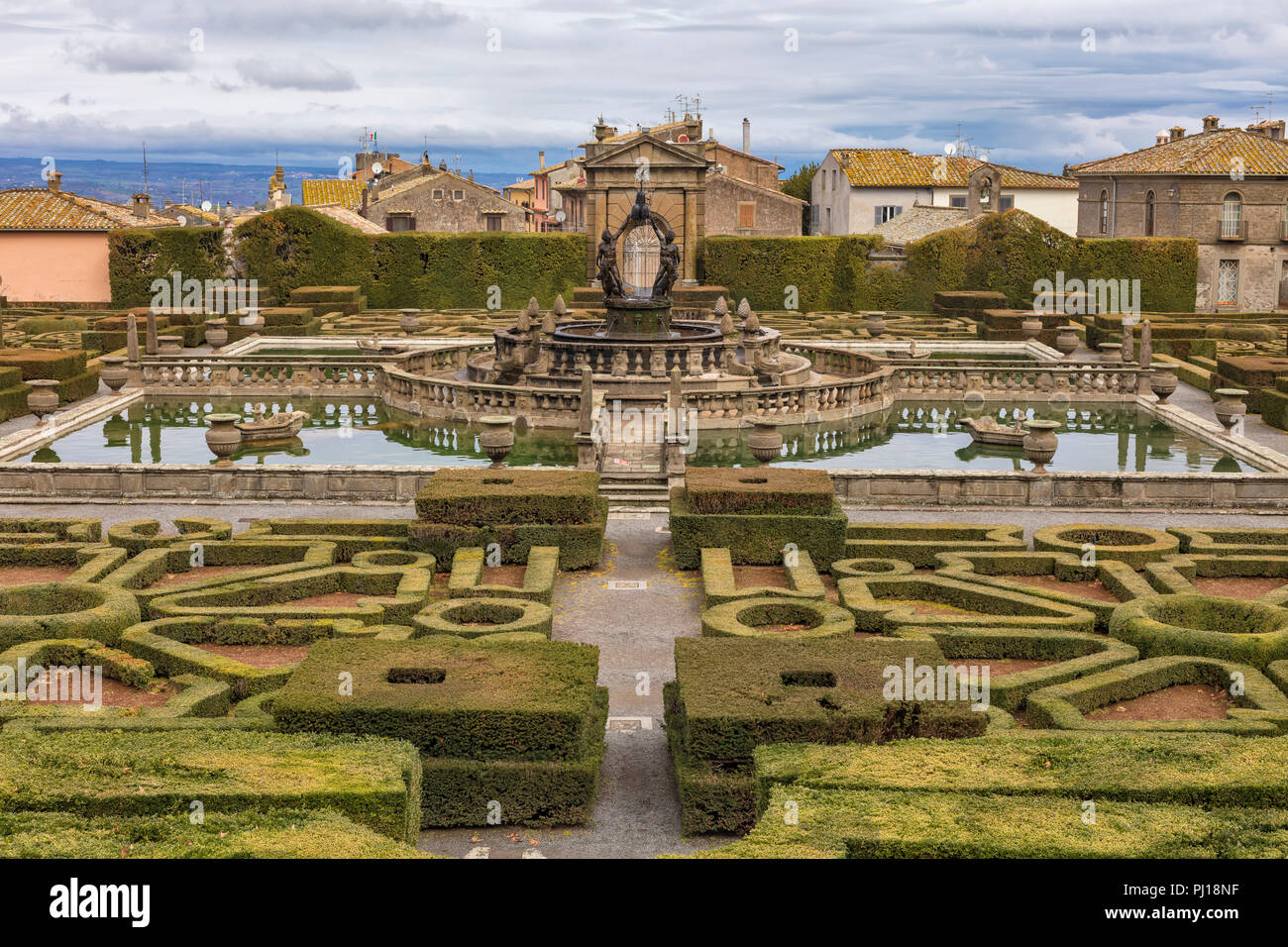 Villa lante hi-res stock photography and images - Alamy
