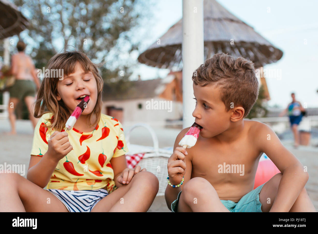 Children Happy High Resolution Stock Photography and Images - Alamy