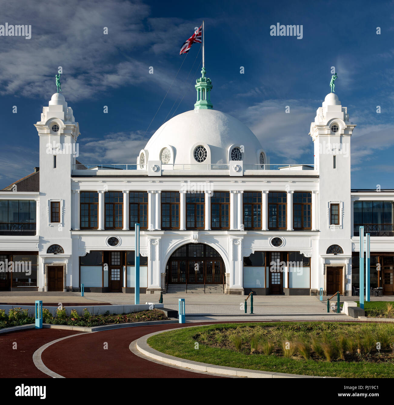 Whitley bay refurbishment hi-res stock photography and images - Alamy
