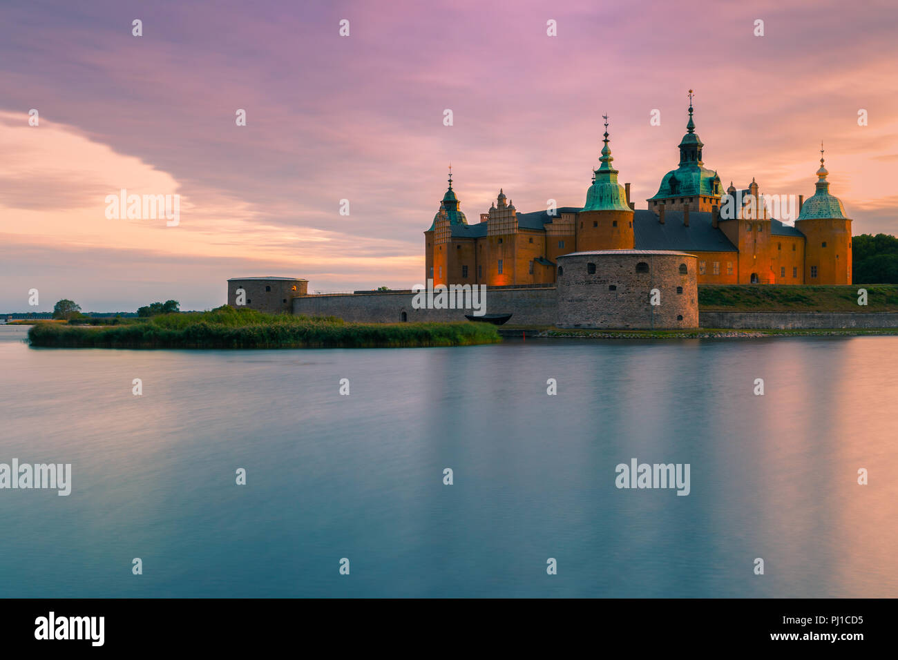 Kalmar Castle (Swedish: Kalmar slott) is a castle in the city Kalmar in ...