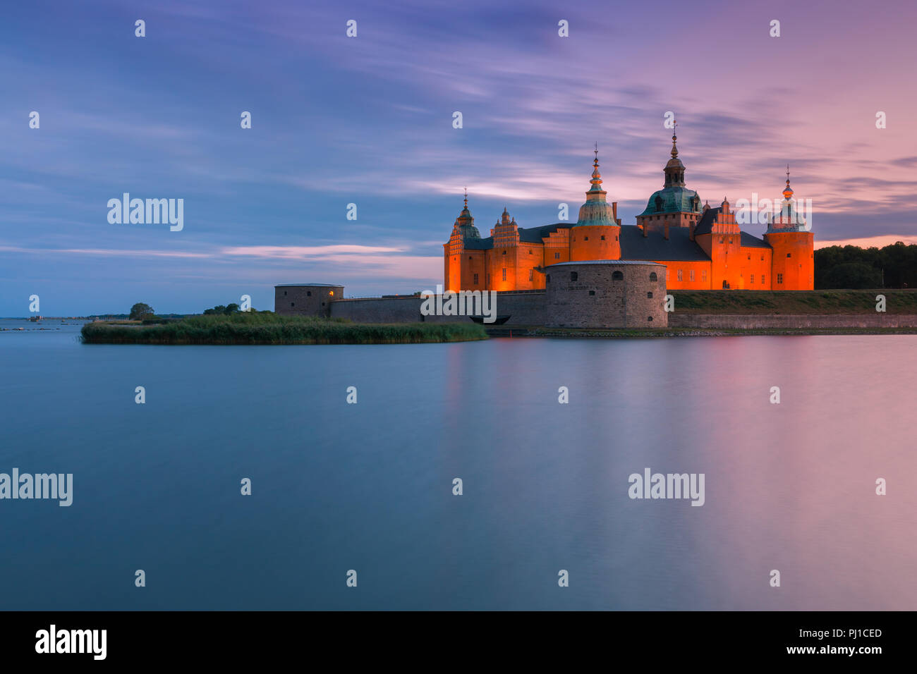 Kalmar Castle (Swedish: Kalmar slott) is a castle in the city Kalmar in ...