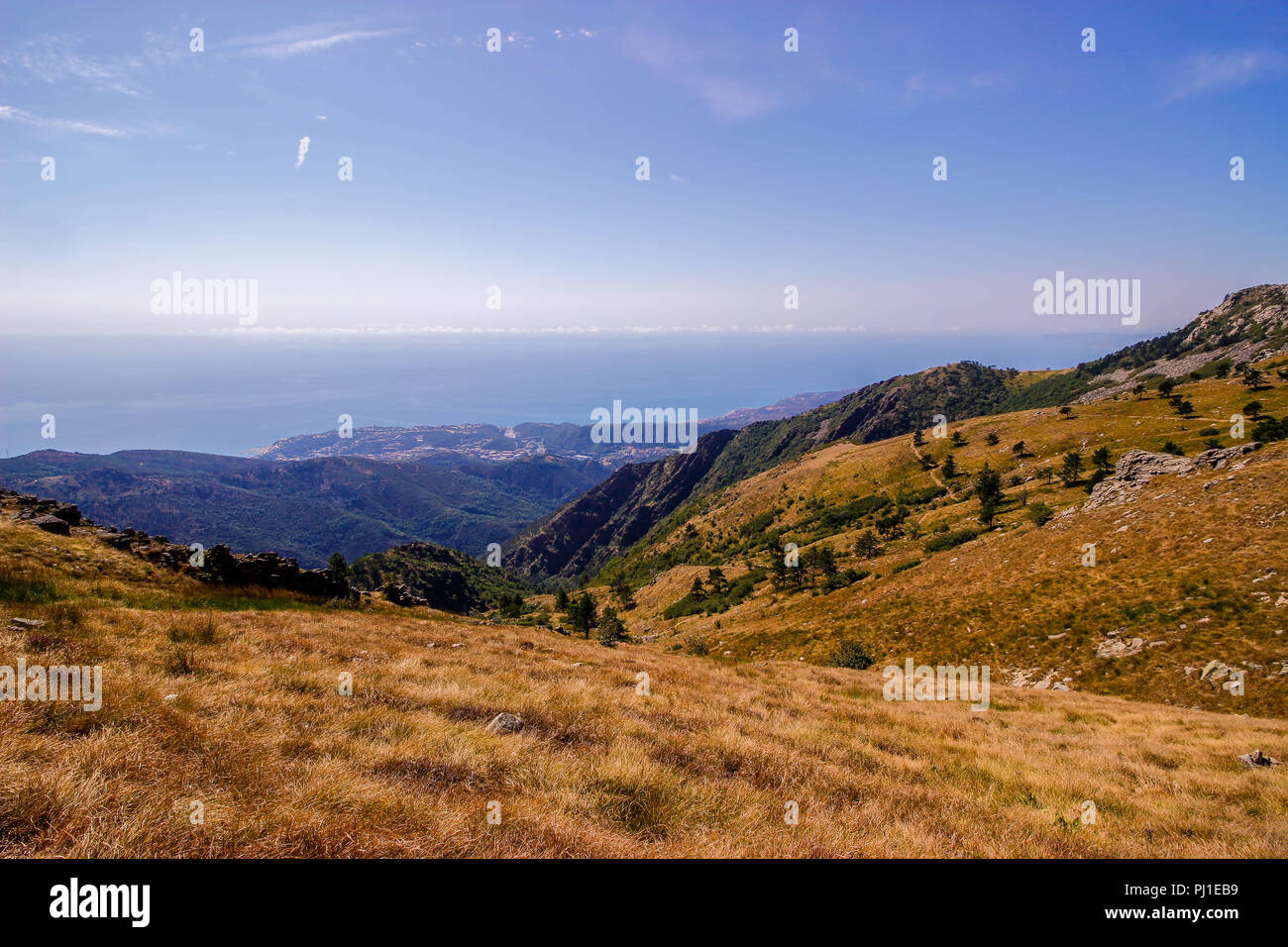 Longdistance hiking trail hi-res stock photography and images - Alamy