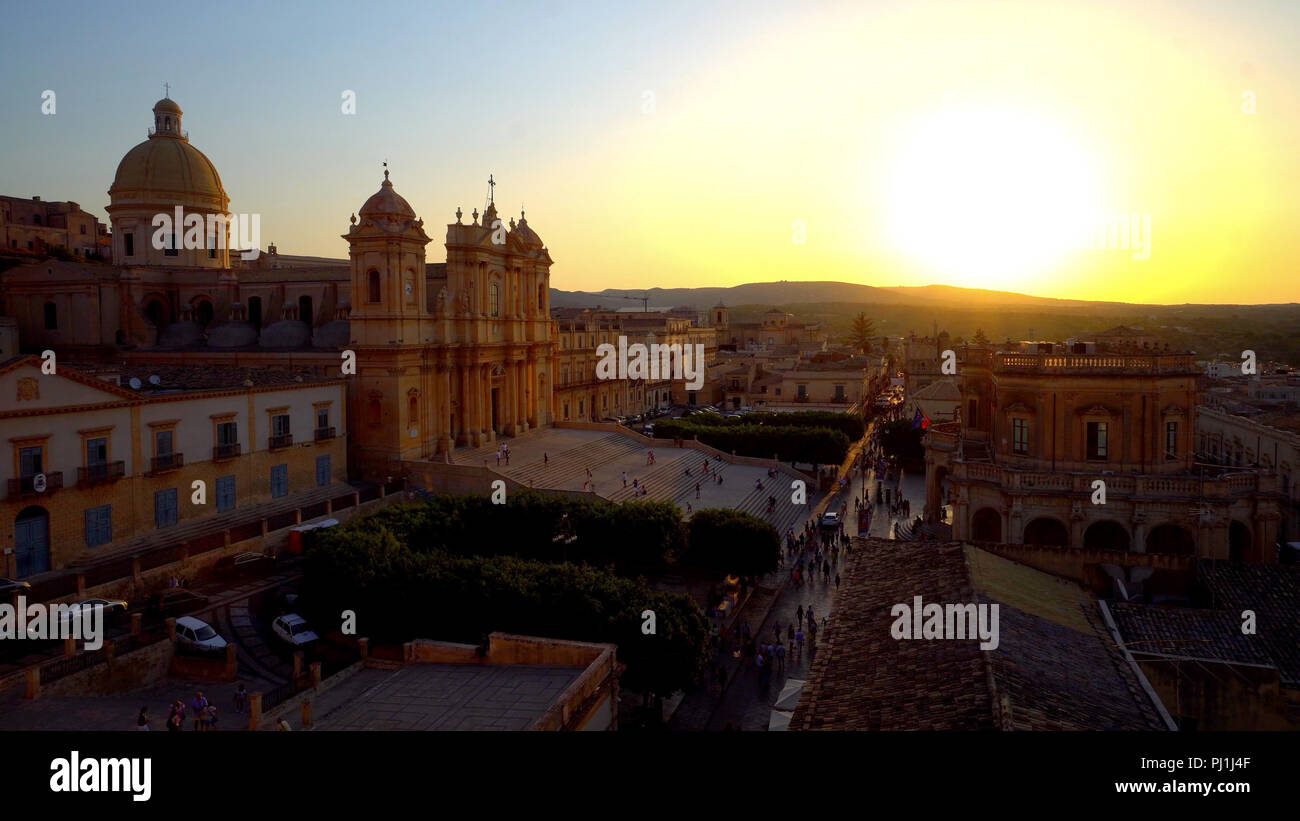 Historical dome baroque sicily hi-res stock photography and images - Alamy
