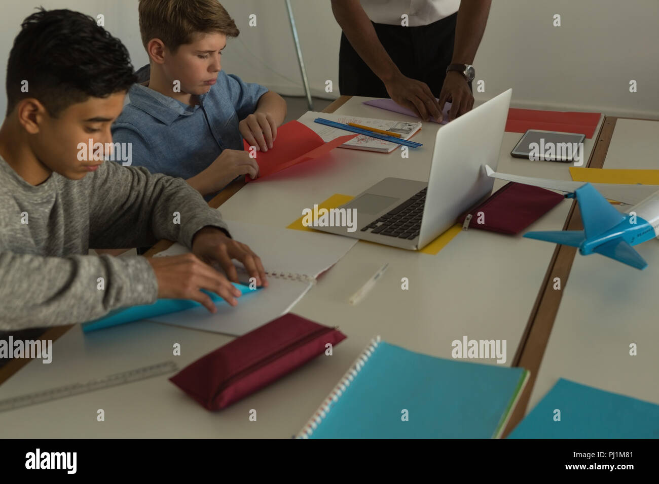 Kids Model Making High Resolution Stock Photography and Images - Alamy