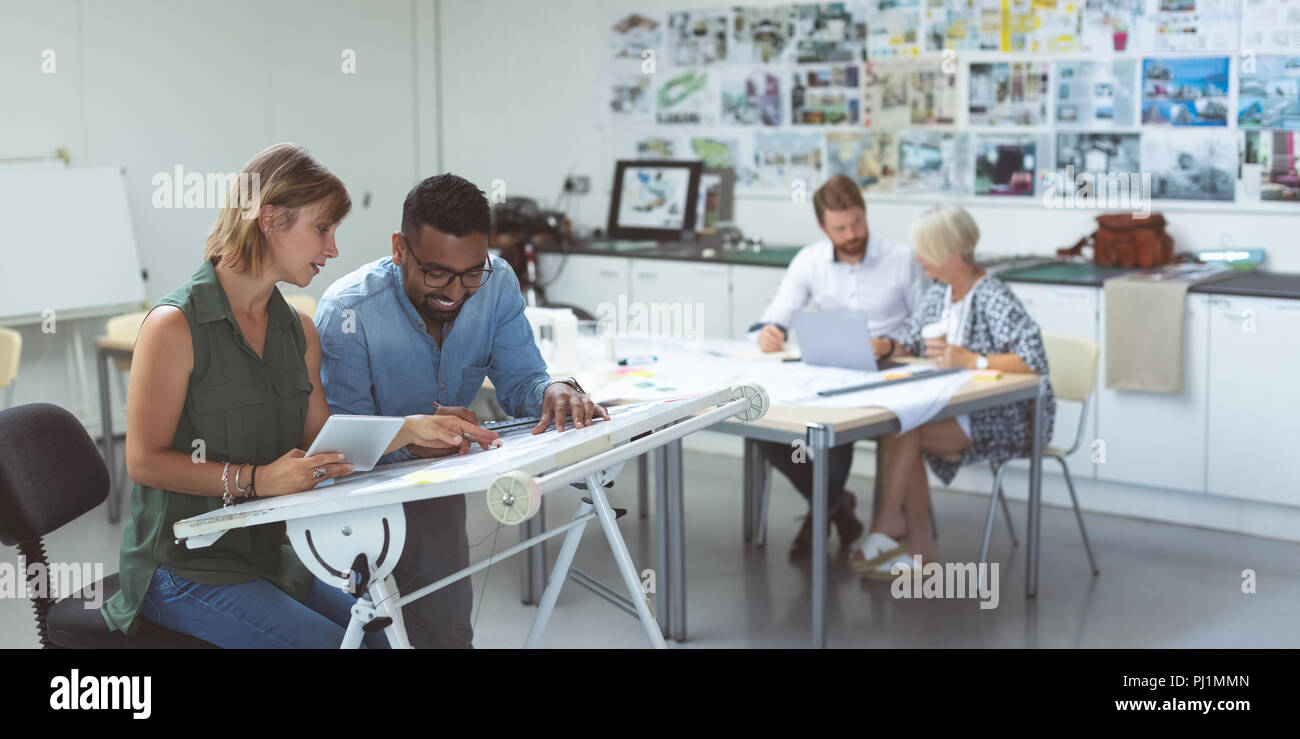 Asian corporate executives working hi-res stock photography and images ...