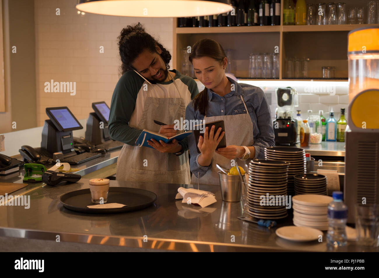 Coffee counter hi-res stock photography and images - Alamy