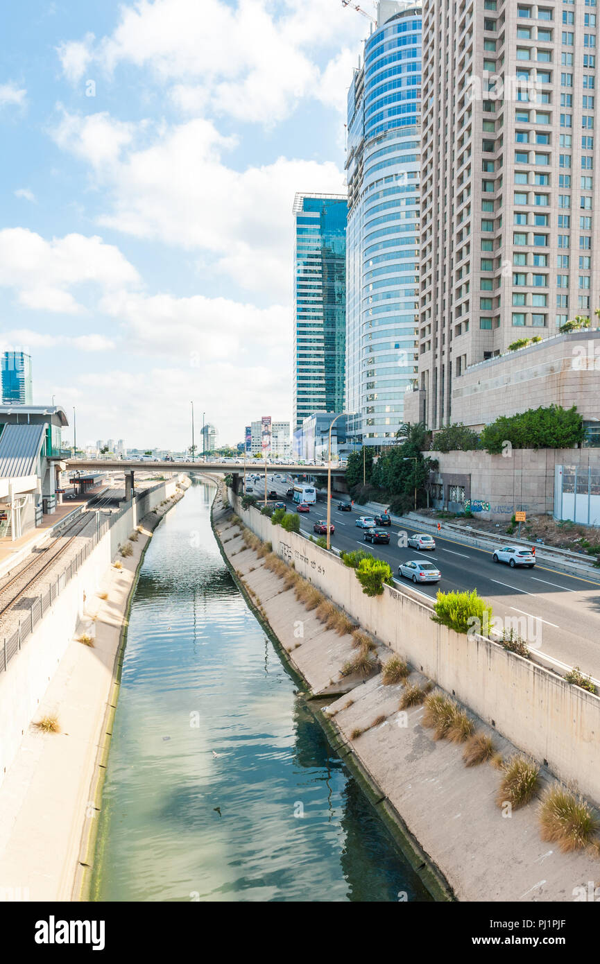 Ayalon highway hi-res stock photography and images - Alamy