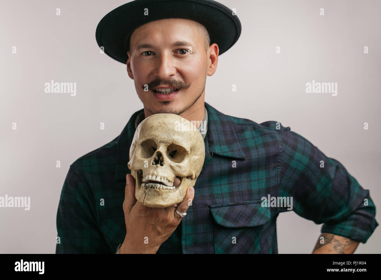 Skull hand draw hi-res stock photography and images - Alamy
