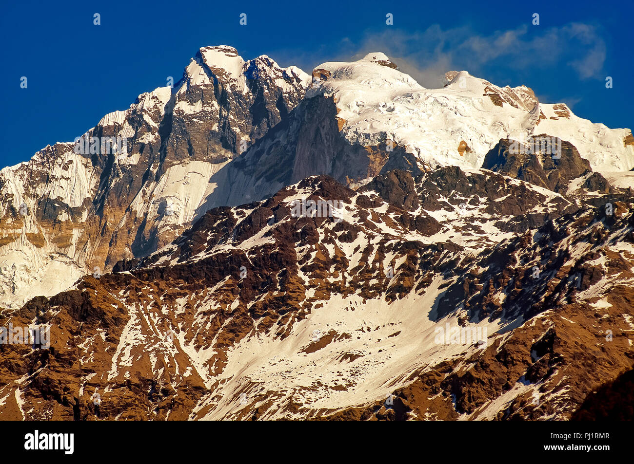 Paesaggio himalaya hi-res stock photography and images - Alamy