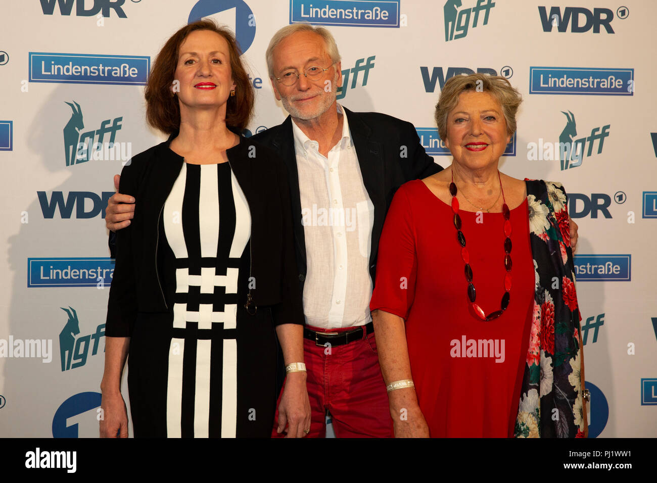 (v.l.) lrene Fischer, Joachim H. Luger und Marie-Luise Marjan Stock ...