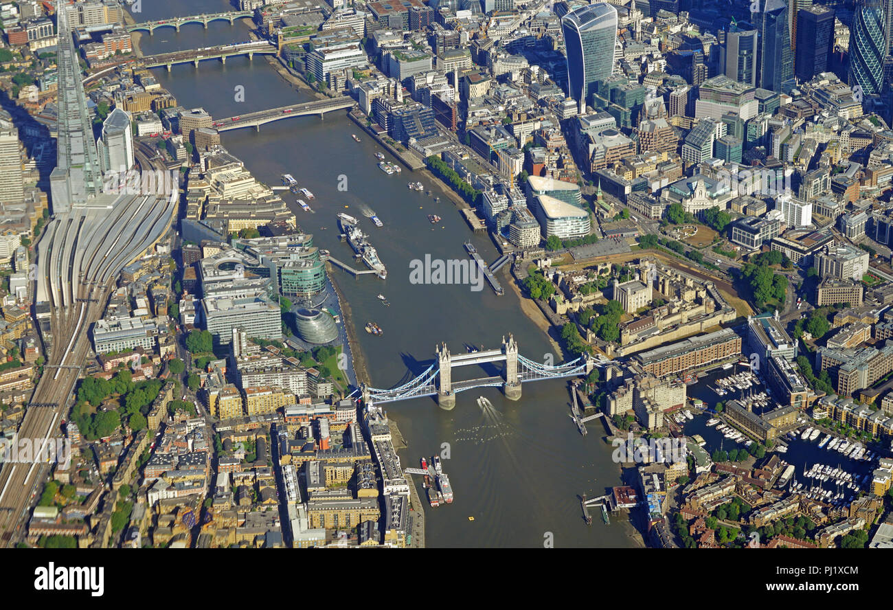 Aerial view of central london hi-res stock photography and images - Alamy