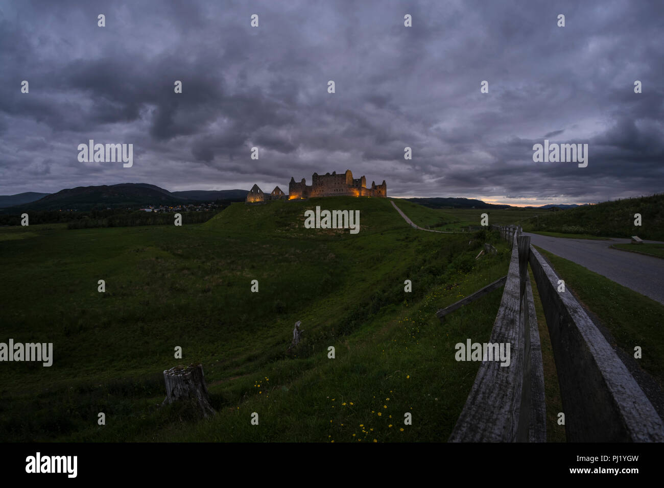 British army barracks in scotland hi-res stock photography and images ...