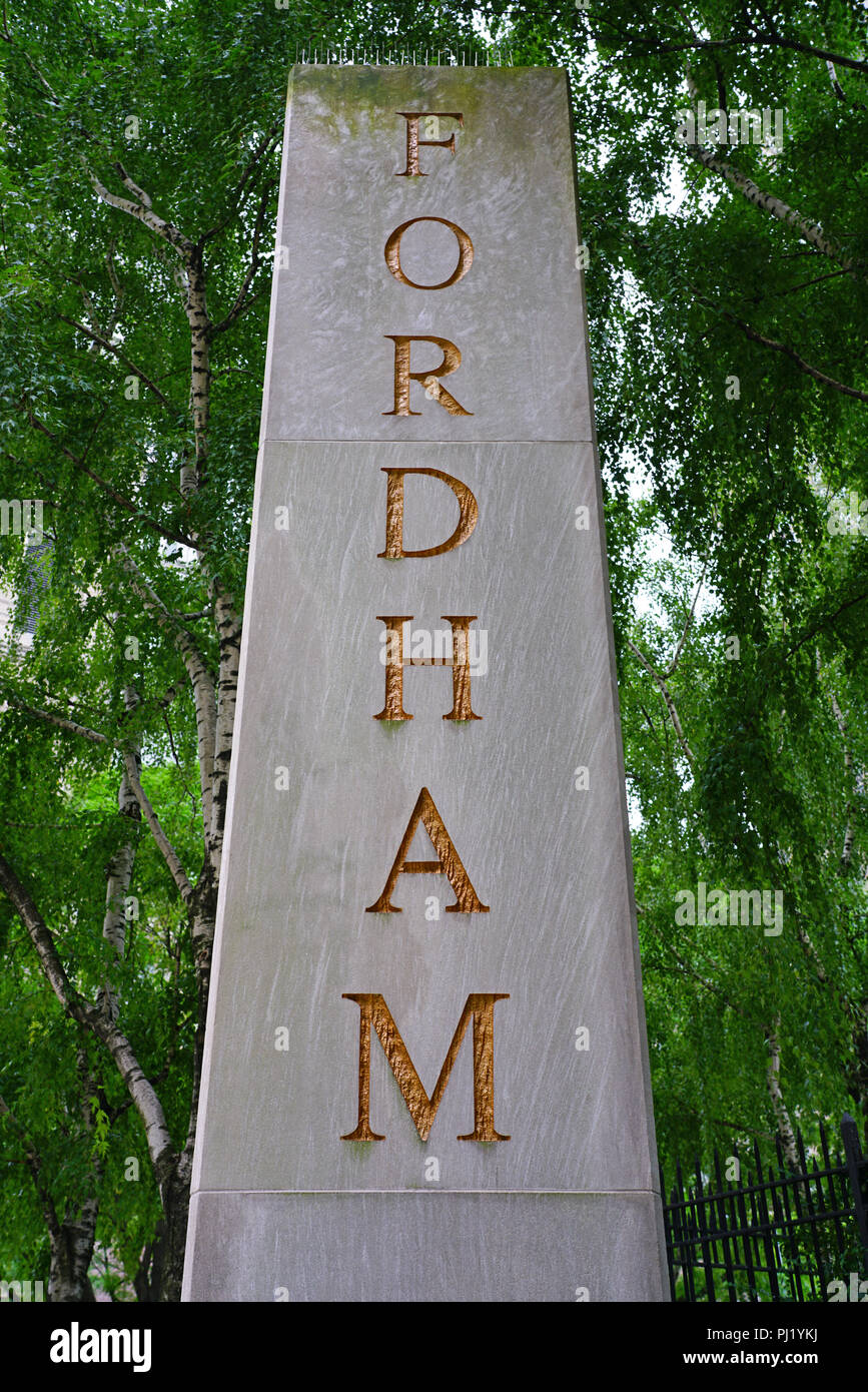 Fordham university church hi-res stock photography and images - Alamy