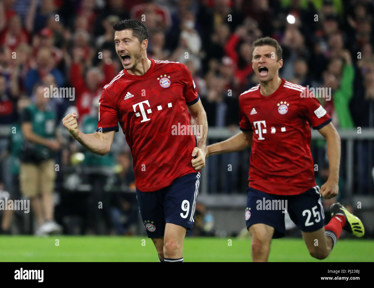 Munich, Deutschland. 24th Aug, 2018. jubilation by Robert Lewandowski ...