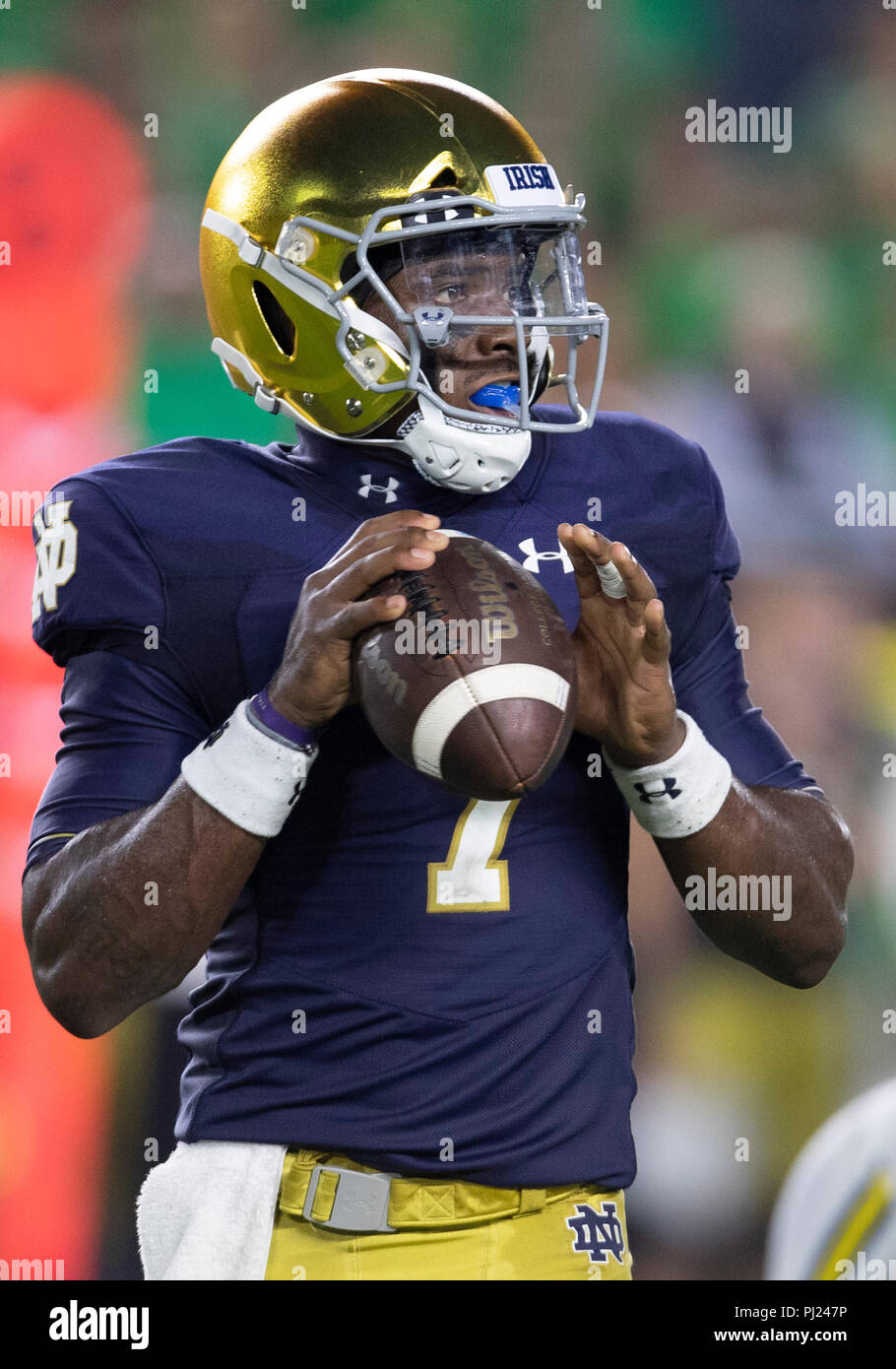 South Bend, Indiana, USA. 01st Sep, 2018. Notre Dame quarterback ...