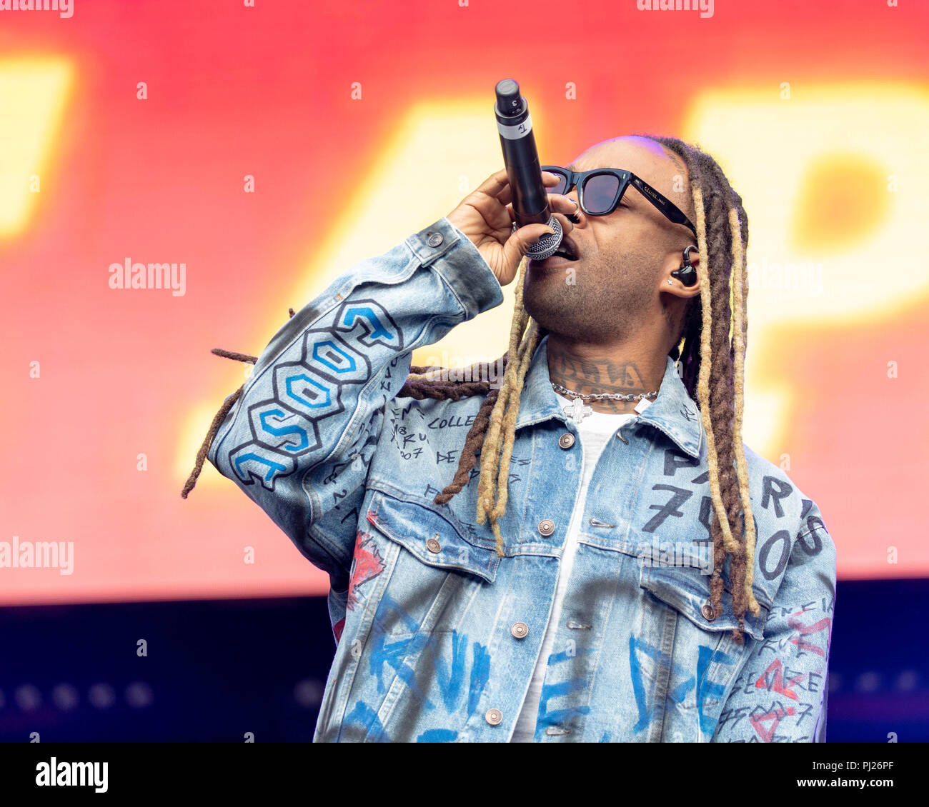 Rapper ty dolla sign hi-res stock photography and images - Alamy
