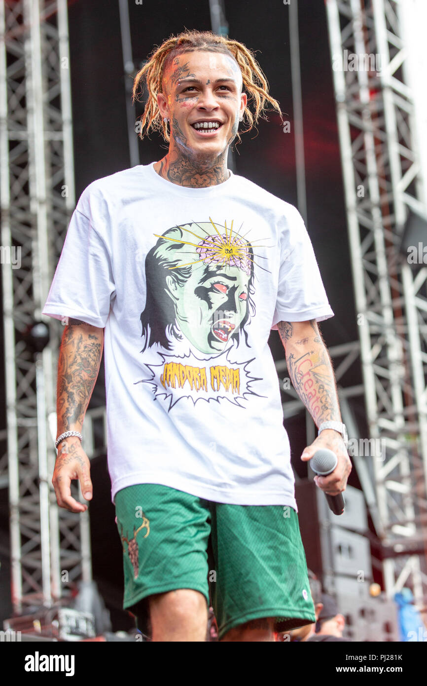 Philadelphia, Pennsylvania, USA. 2nd Sep, 2018. Rapper LIL SKIES ...