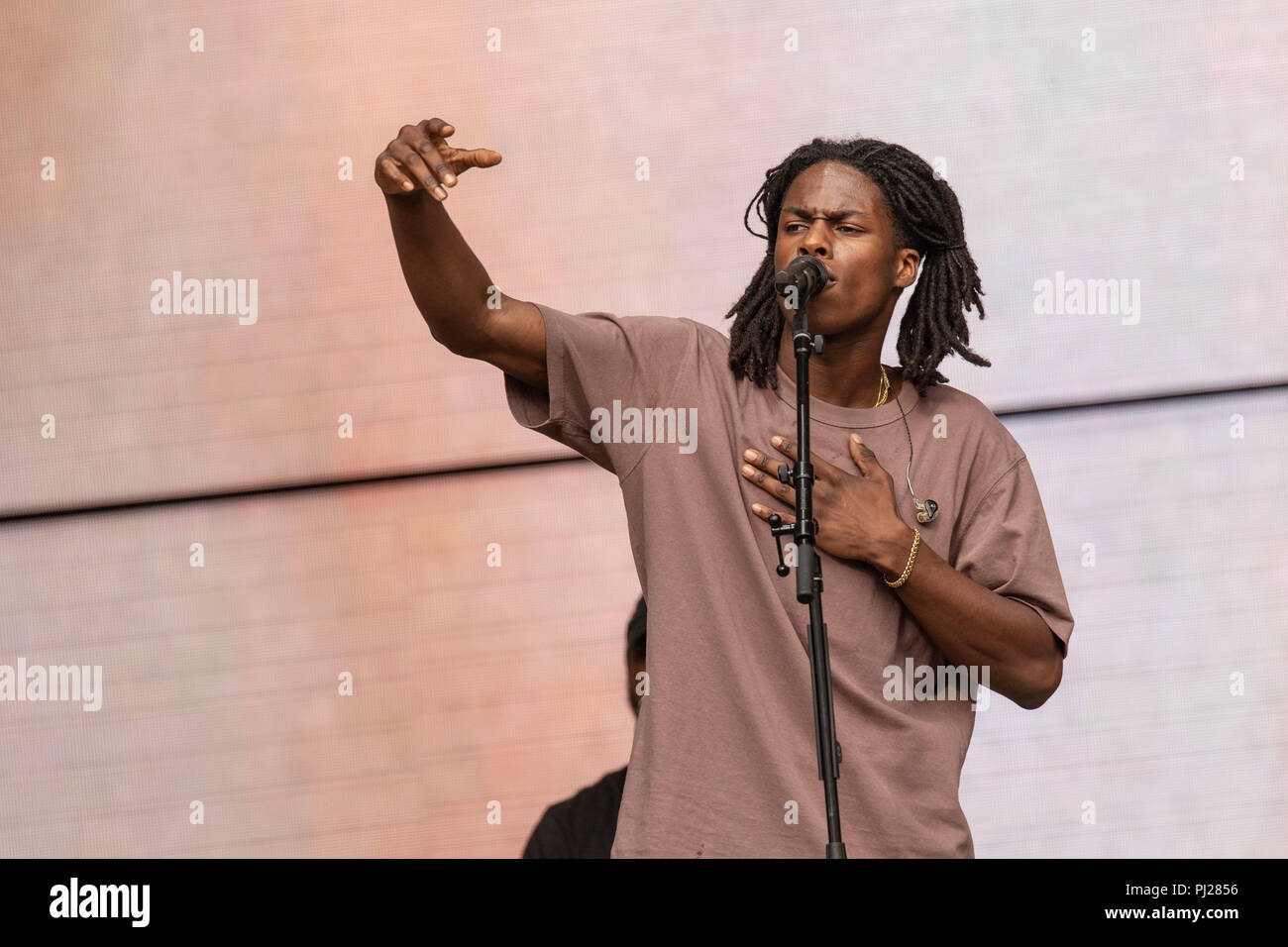 Ashton simmonds hi-res stock photography and images - Alamy