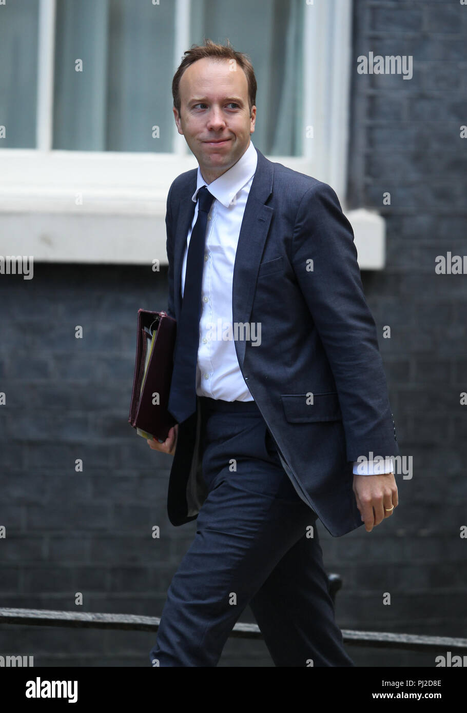 Matt hancock mp hi-res stock photography and images - Alamy