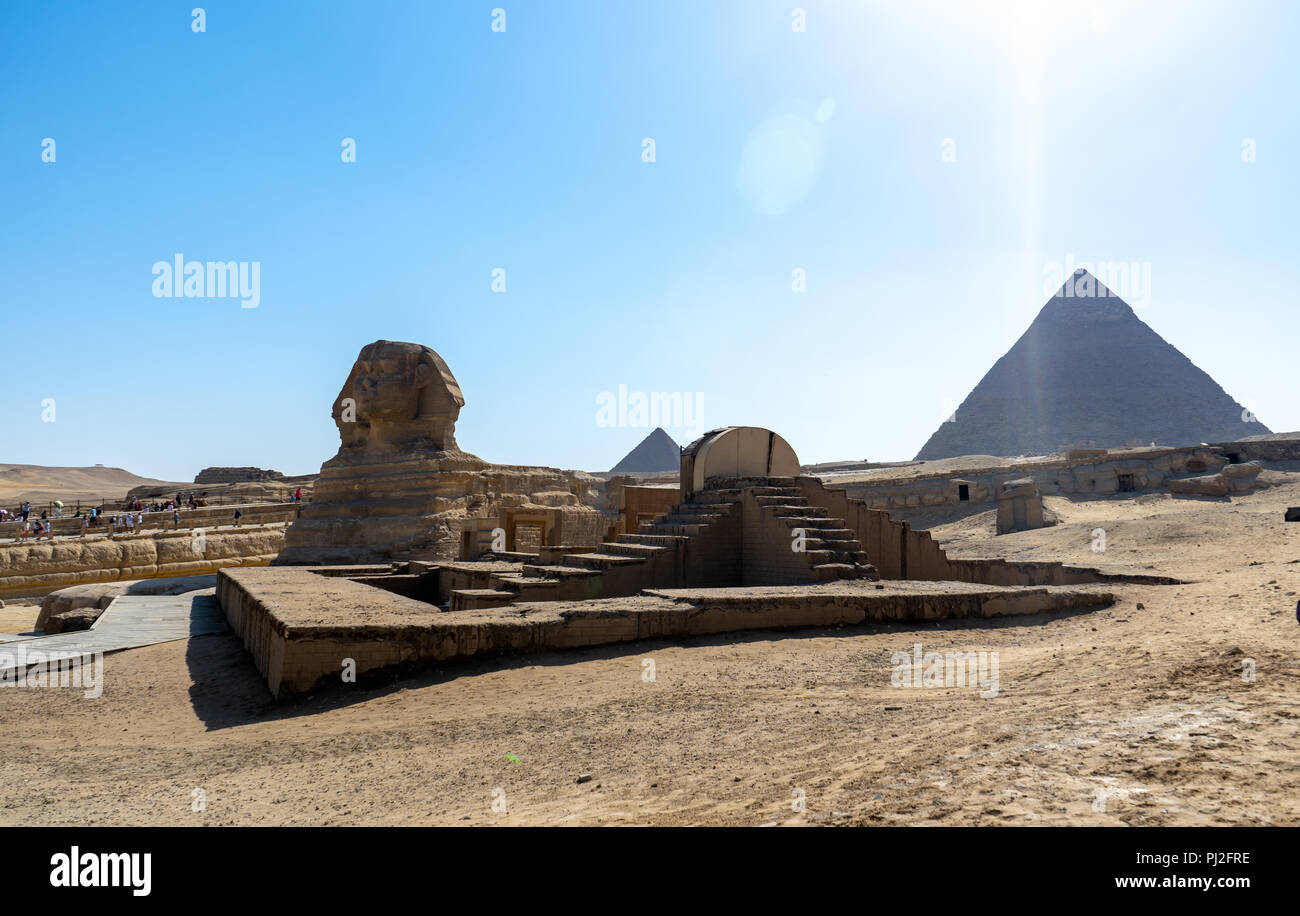 Great pyramid of giza and sphynx hi-res stock photography and images ...