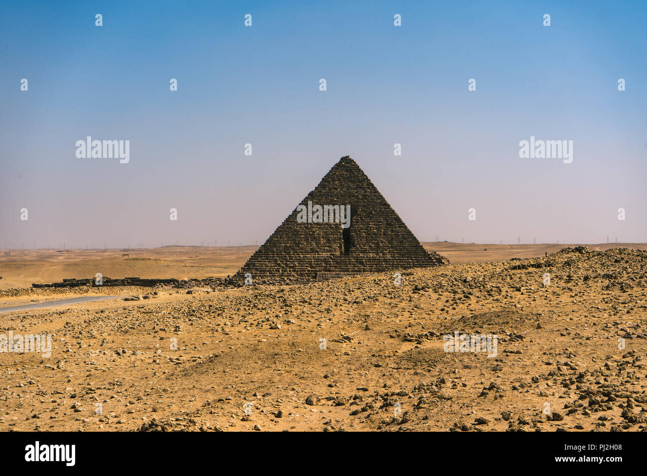 One of the pyramids on the giza plateau in Cairo, Egypt Stock Photo - Alamy