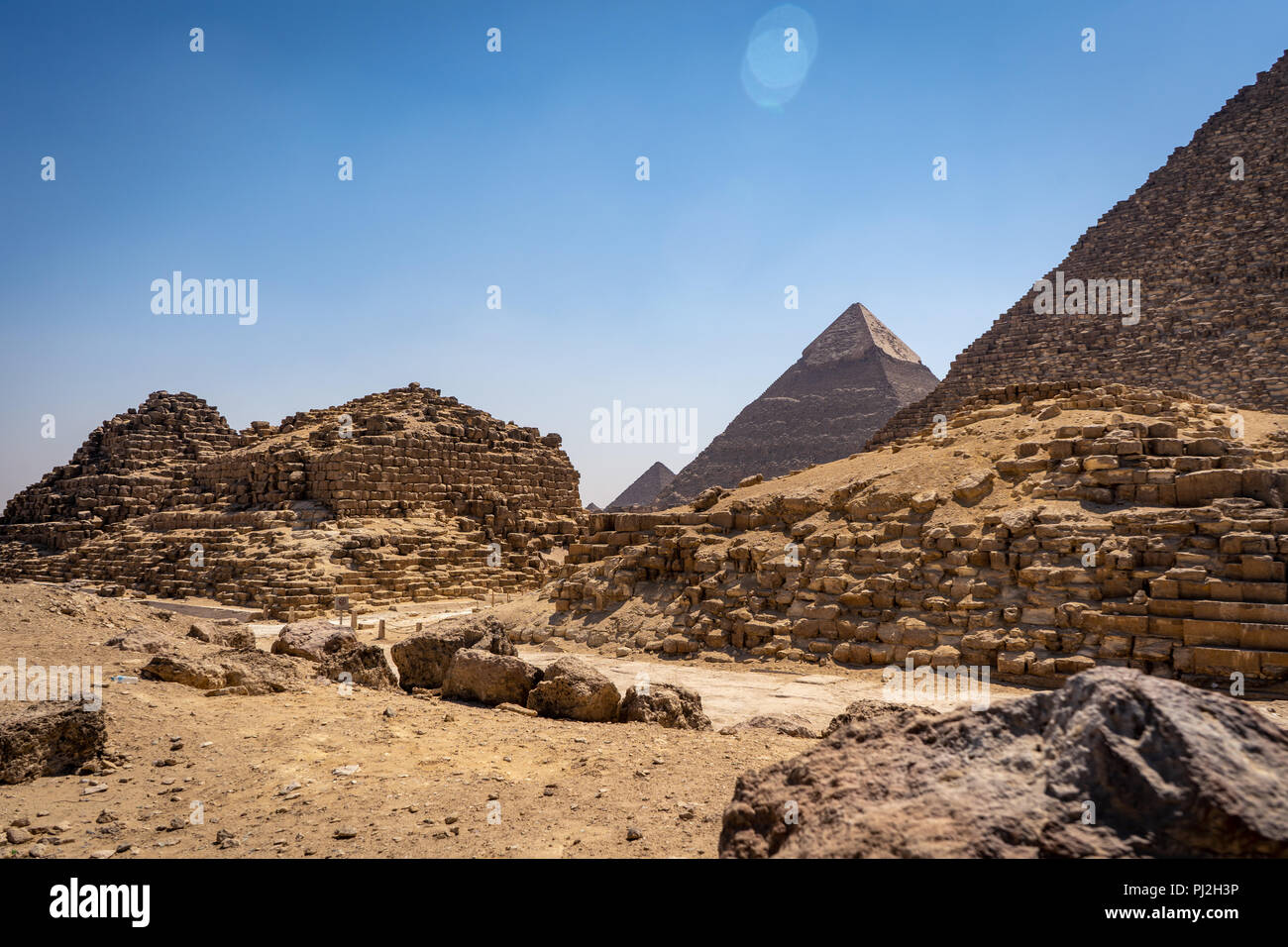The ancient pyramids of Giza Stock Photo - Alamy