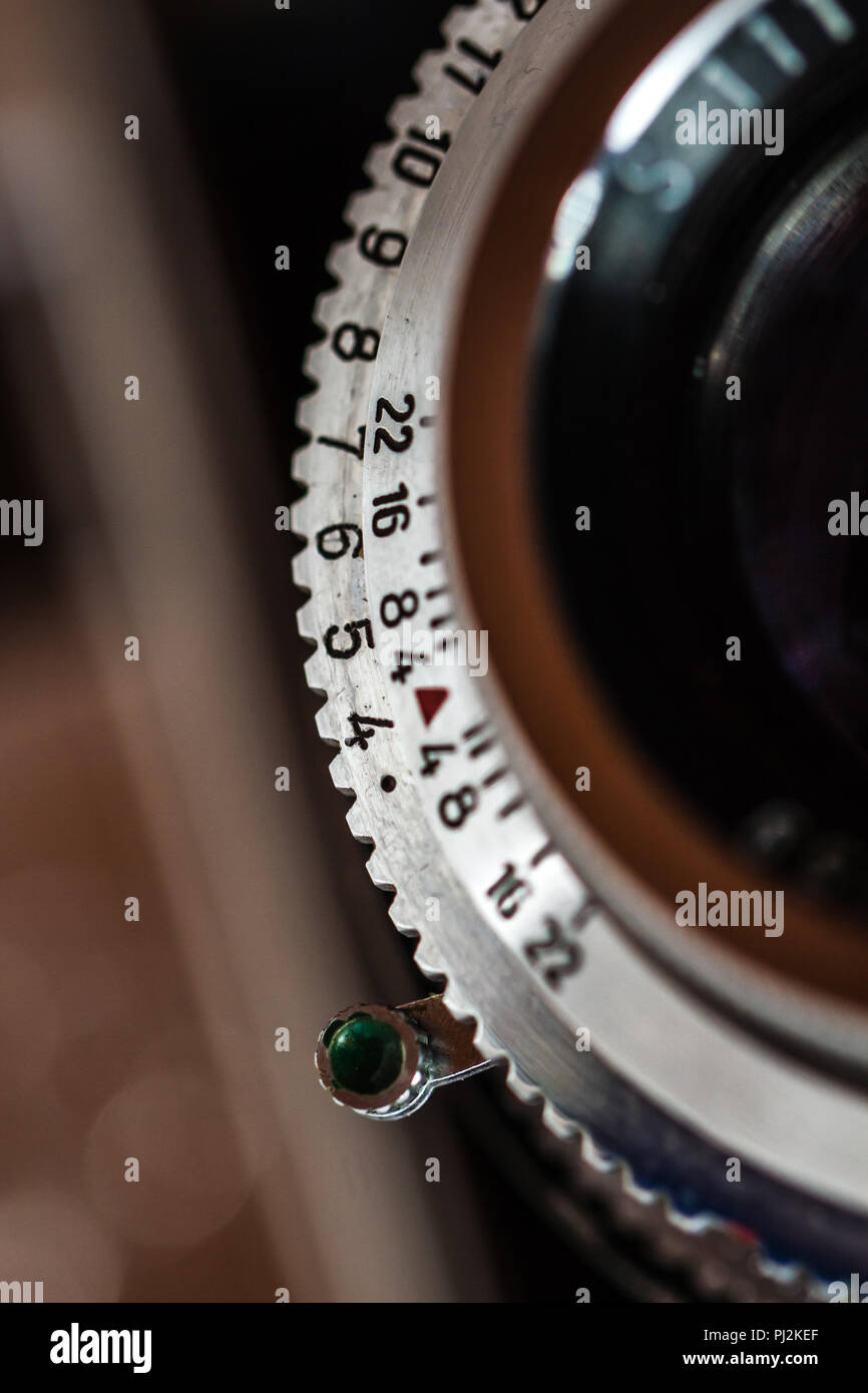 Manual film experience hi-res stock photography and images - Alamy