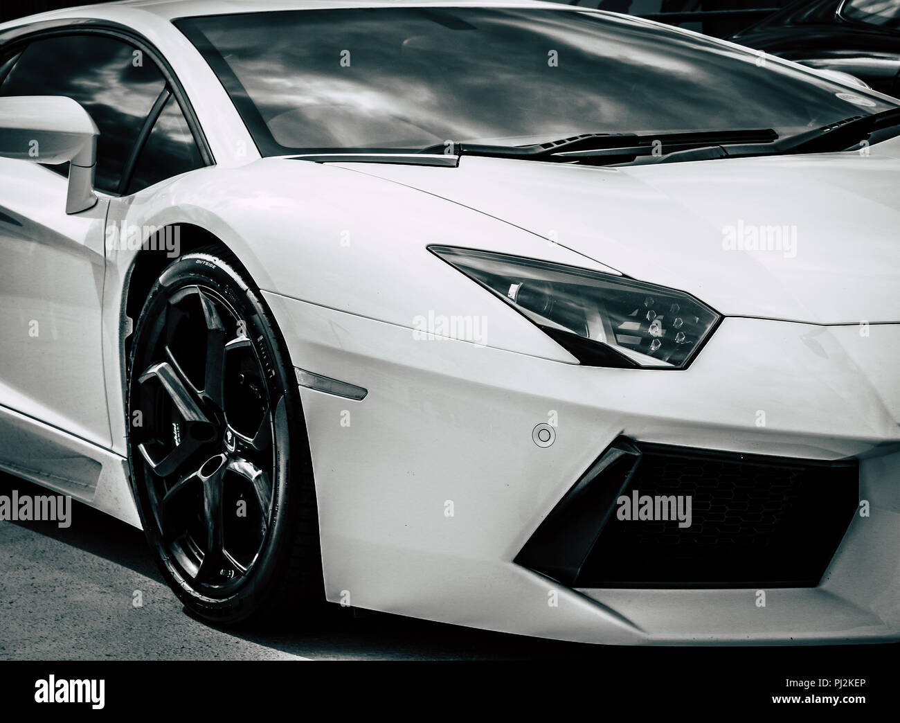 A modern, luxury Lamborghini Aventador super car Stock Photo - Alamy
