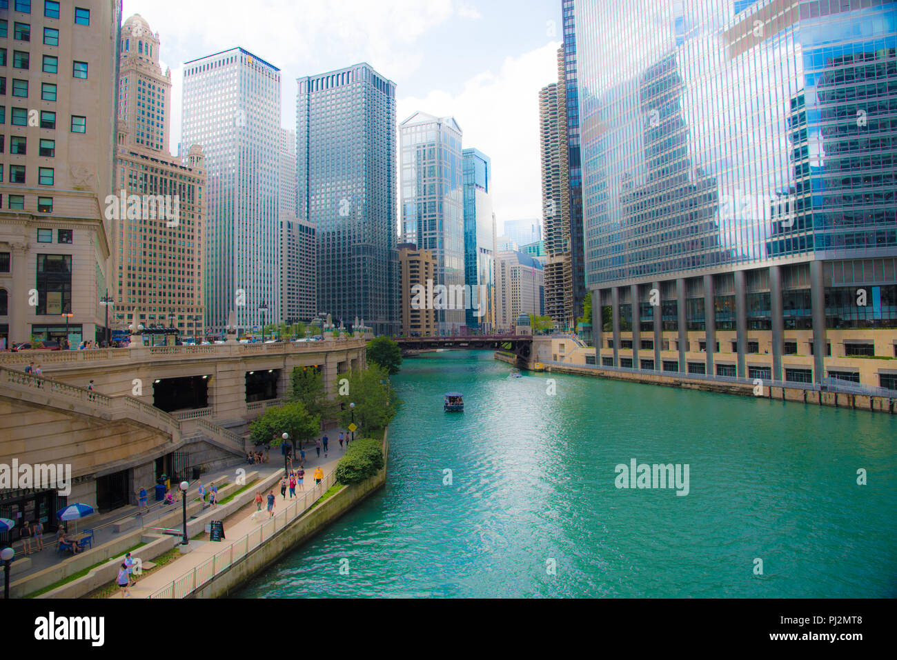 Aerial Chicago bay buildings bridge Stock Photo - Alamy