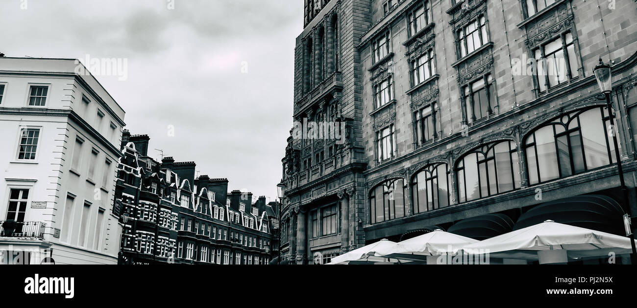 The back of Harrods department store building Stock Photo - Alamy
