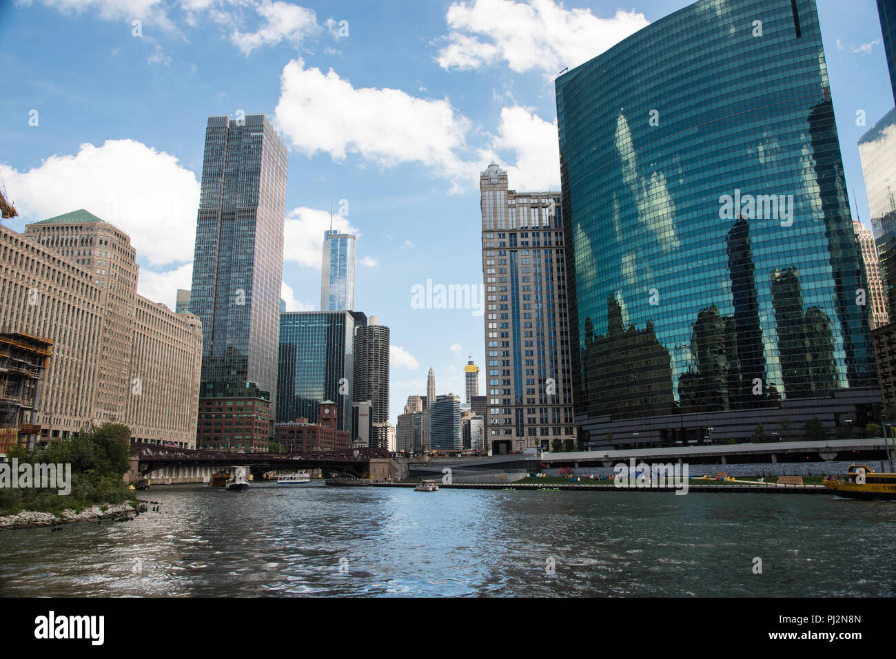 Aerial Chicago bay buildings bridge Stock Photo - Alamy