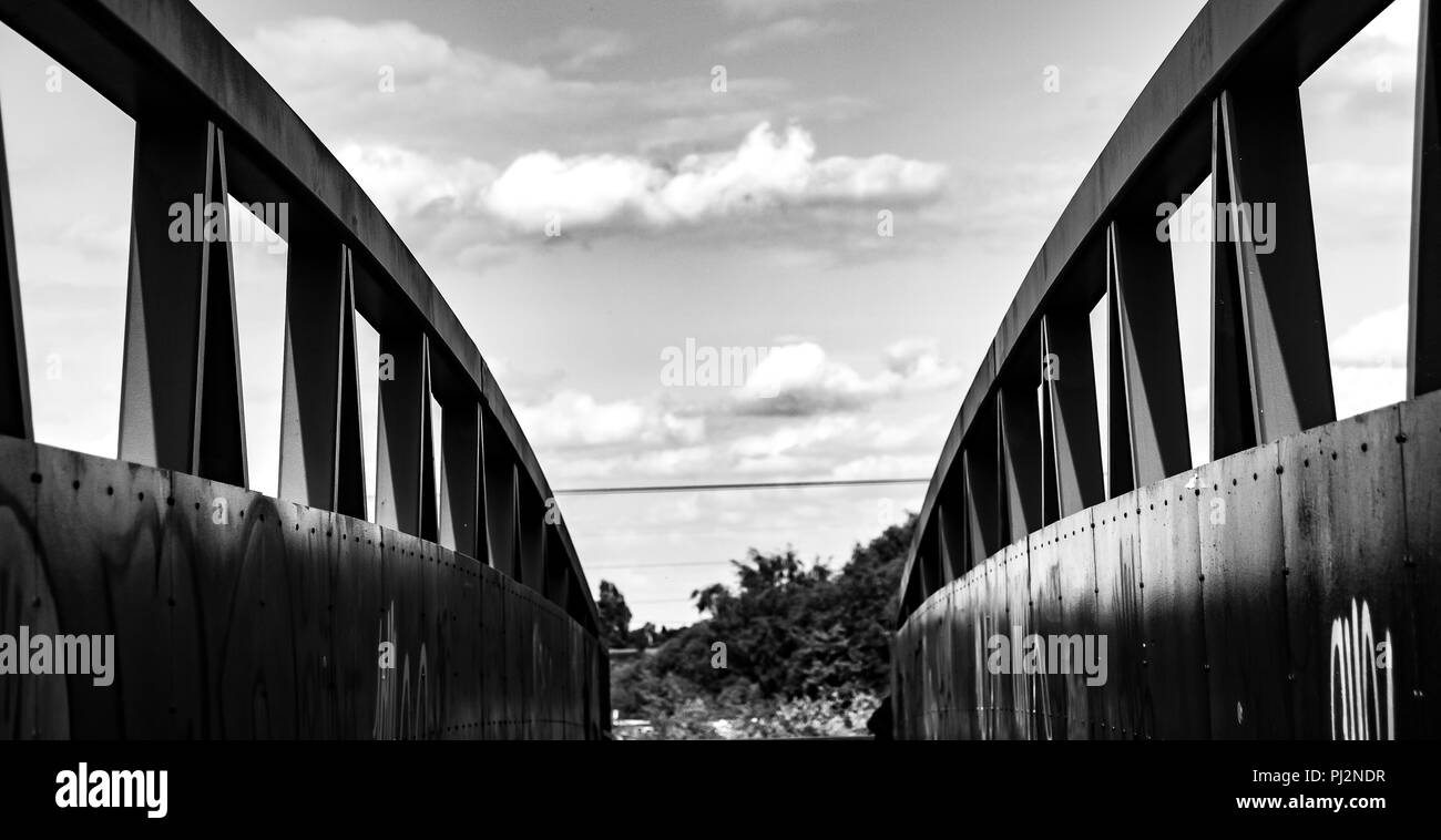 Abstract bridge background Black and White Stock Photos & Images - Alamy