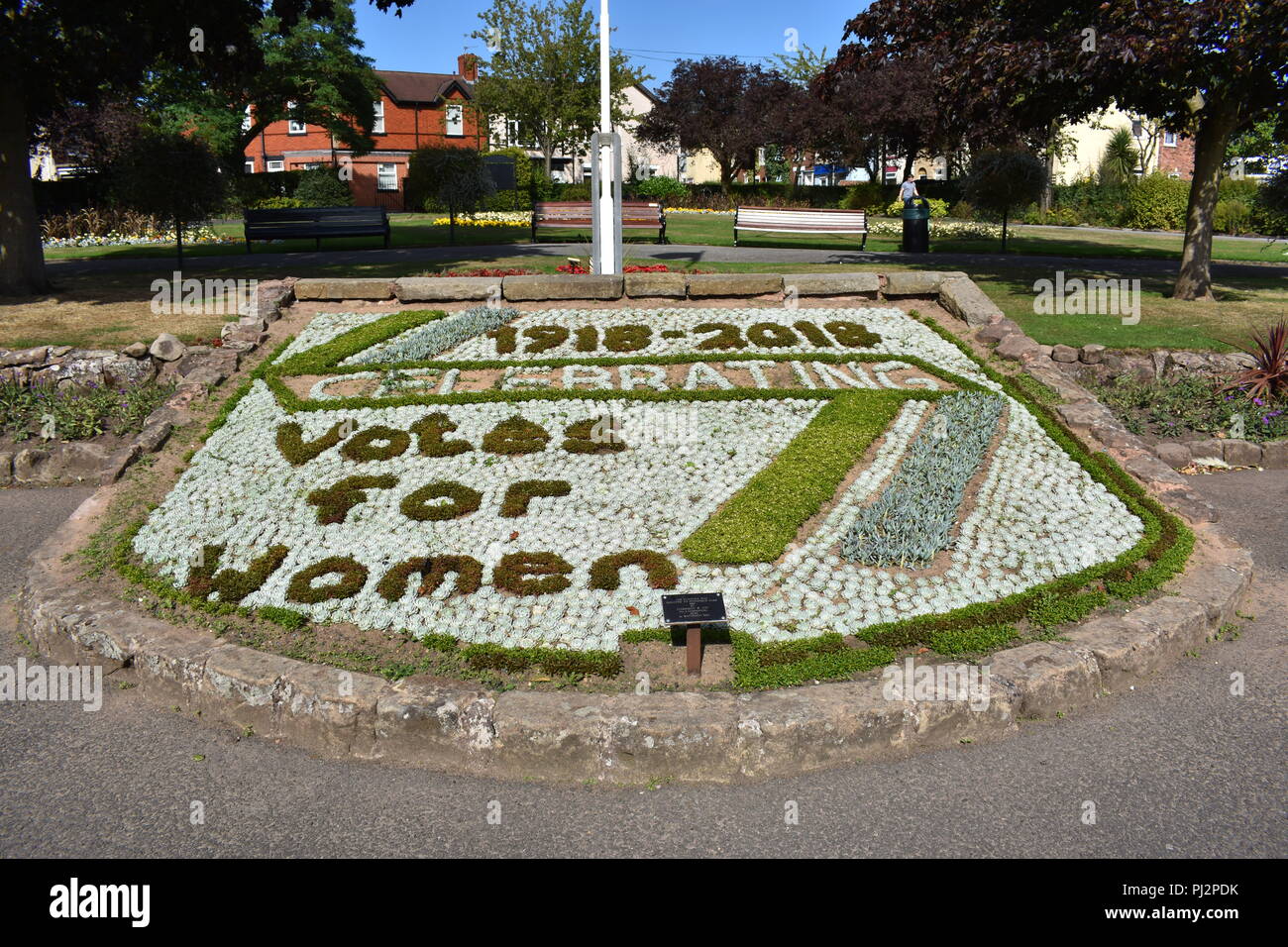 Votes for women display hi-res stock photography and images - Alamy