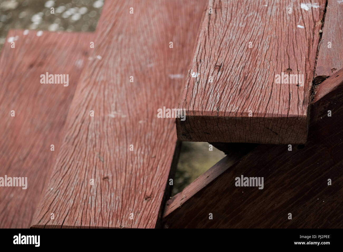 Rusty wood with bolts Stock Photo - Alamy