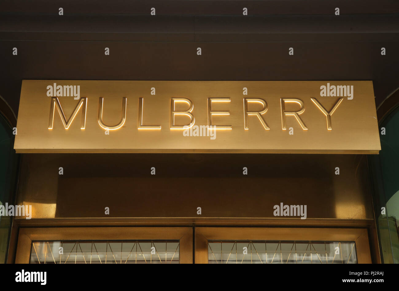 The mulberry store on new bond street hi-res stock photography and ...