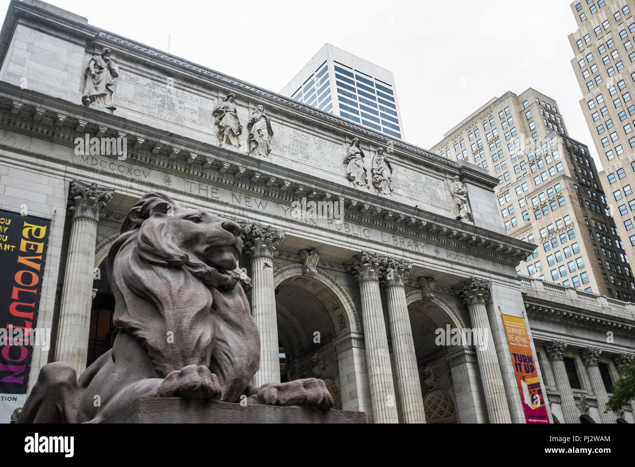 New york public library and lions hi-res stock photography and images ...